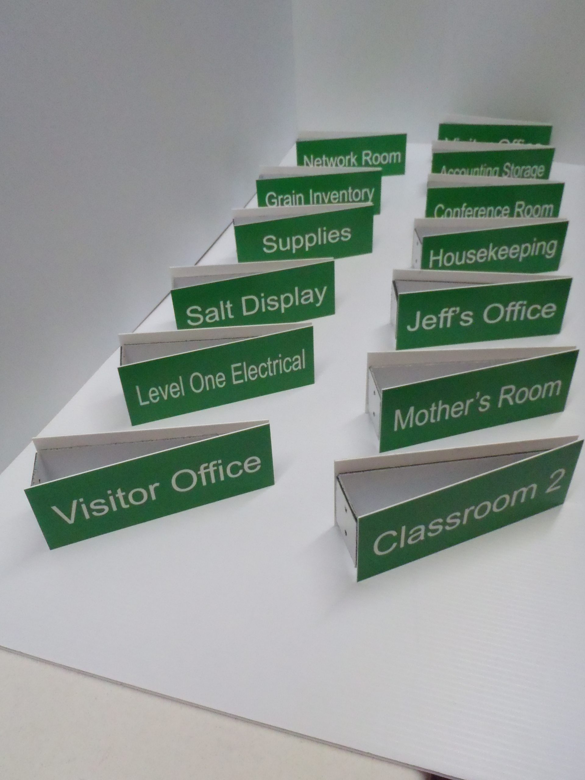 Angled Wall Signs – Graphics Plus